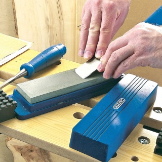 29520 | Draper Tools Sharpening Stone Box 200 x 50 x 25mm
