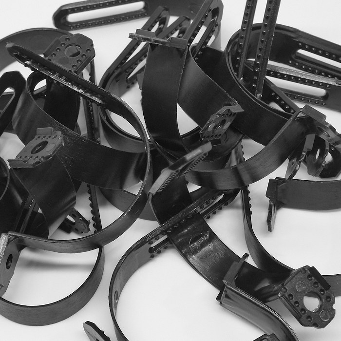 0-002-95 | Durite 22-30mm P-Clip - Black Nylon Wire Fastener