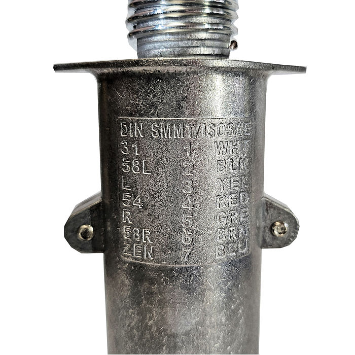0-477-89 | Durite Alloy 7-Pin 24N Socket for 24V Trailers