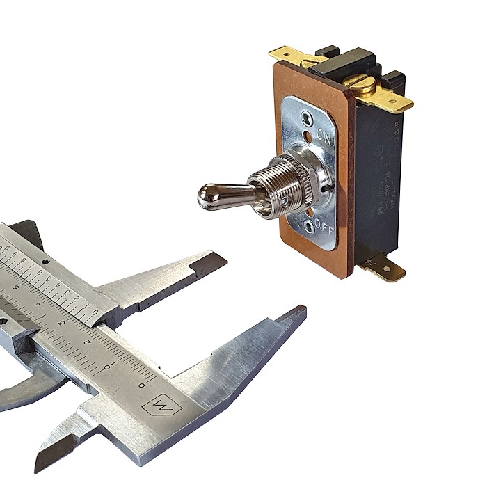 0-495-00 | Durite 20A On-Off Double-pole Toggle Switch